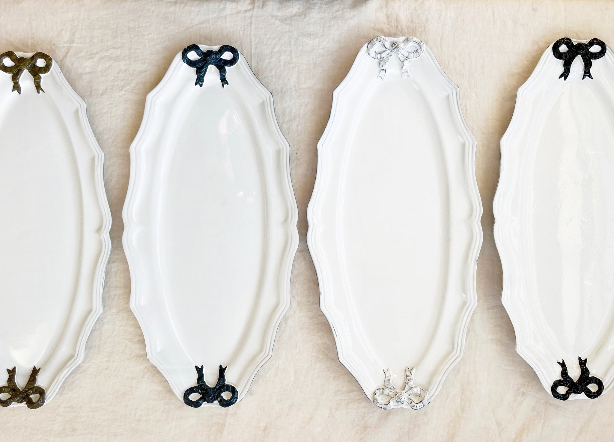 Colette Edition Fish Platter - Blanc Bow – theARKelements
