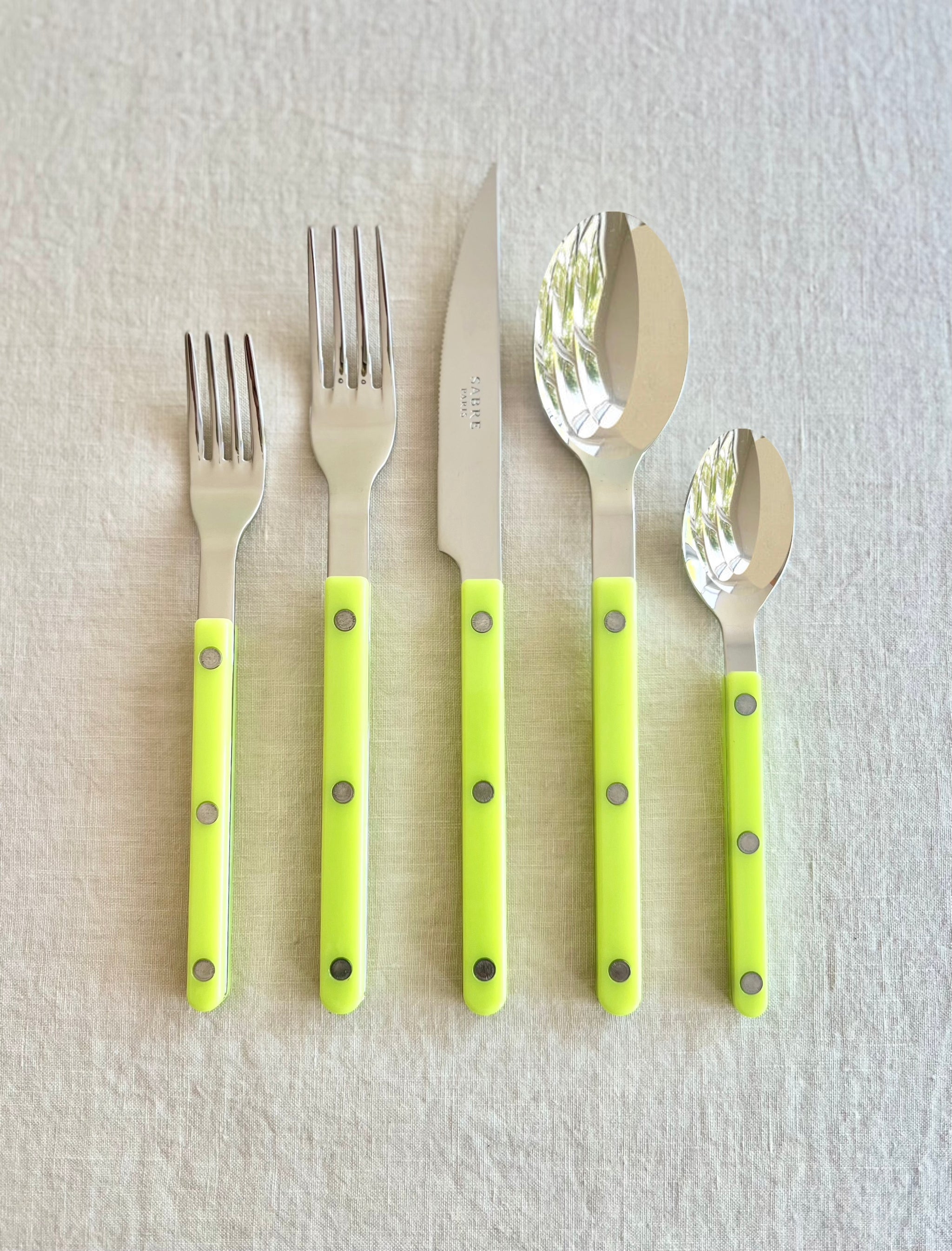 Bistro Lime Flatware - 5 piece set by Sabre