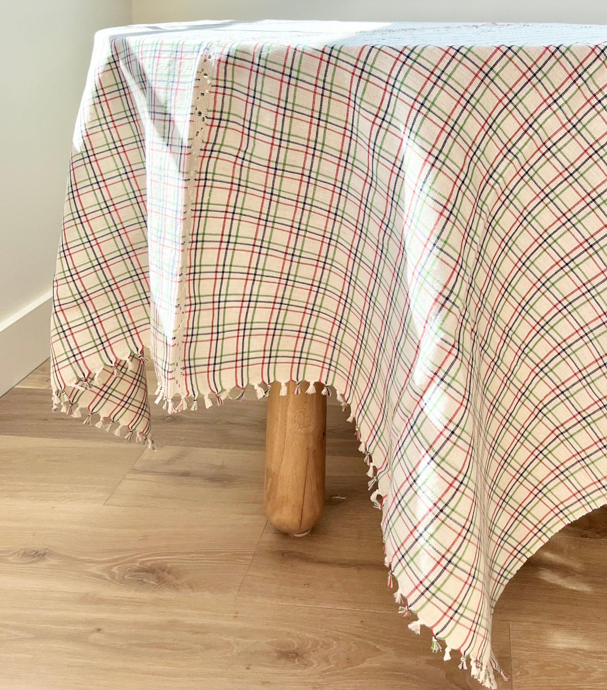 Tereze Linen Tablecloth