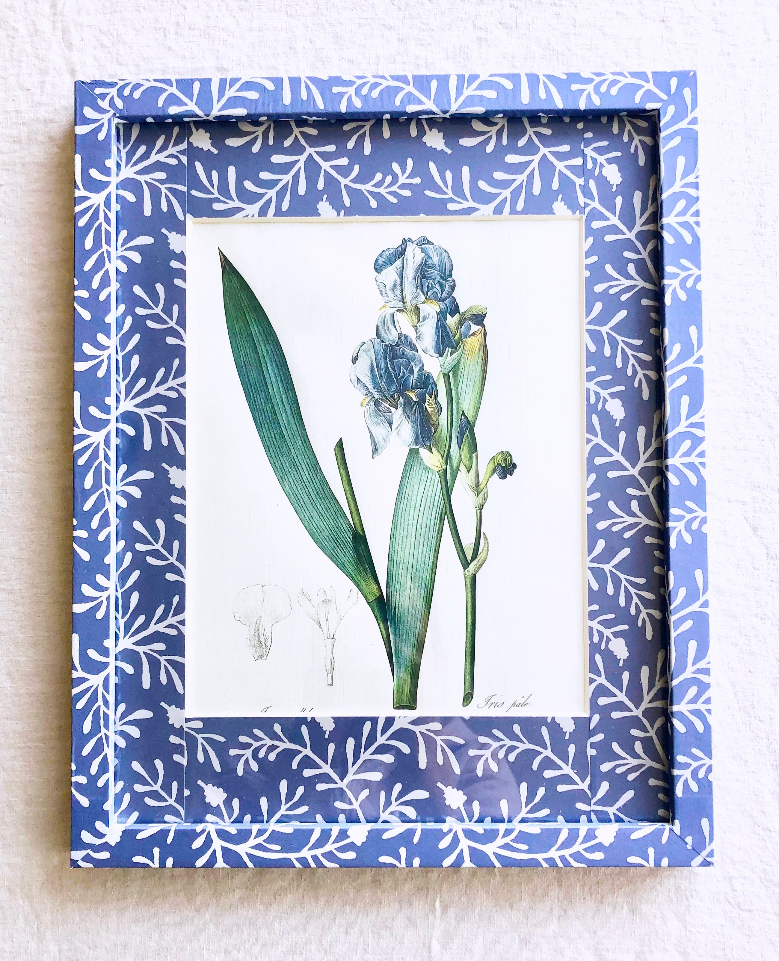 Lila Sprig Frame 12 x 15" - v2