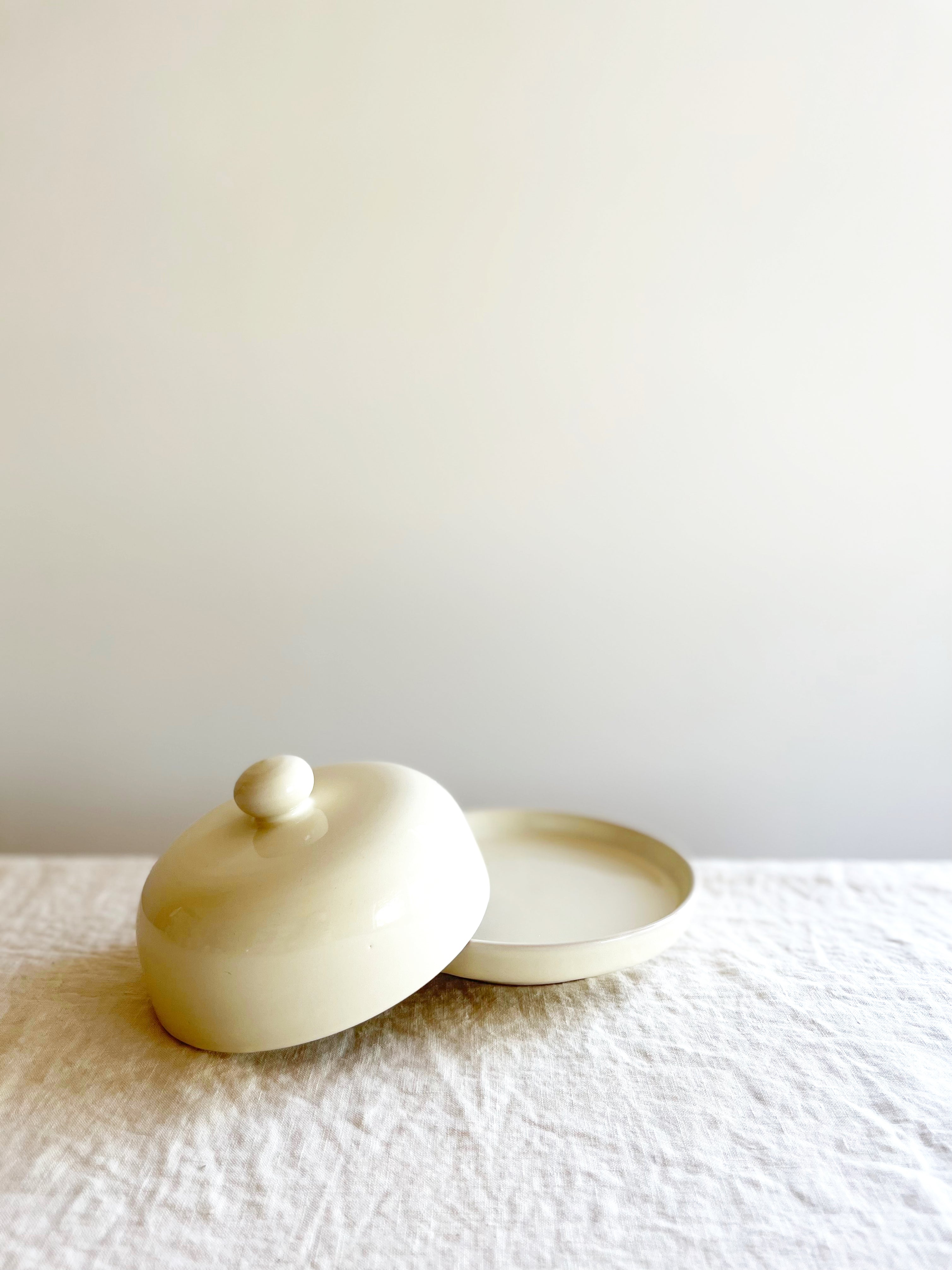 Covered Butter Dish - Cream by the Ark Elements – theARKelements