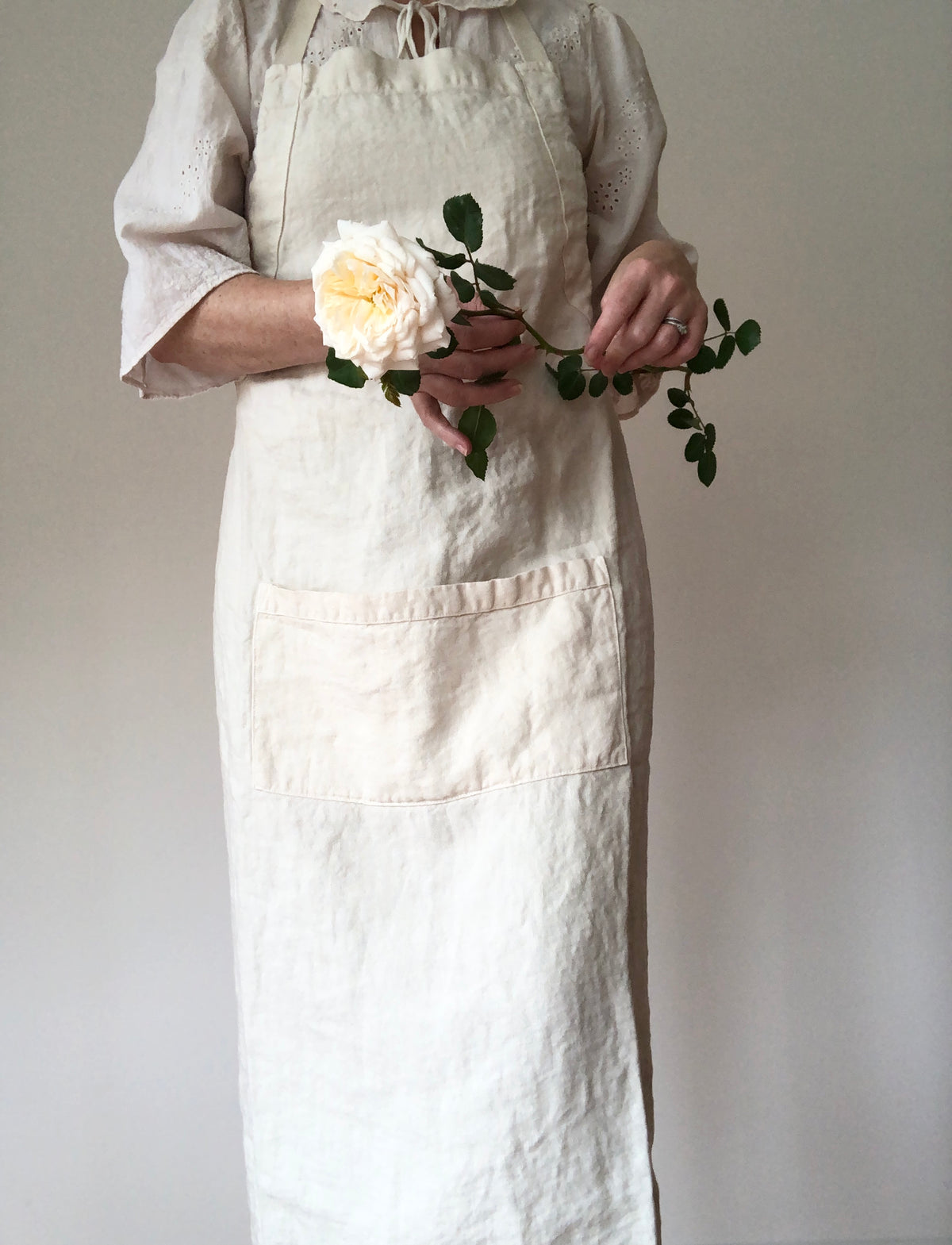 Aprons – theARKelements