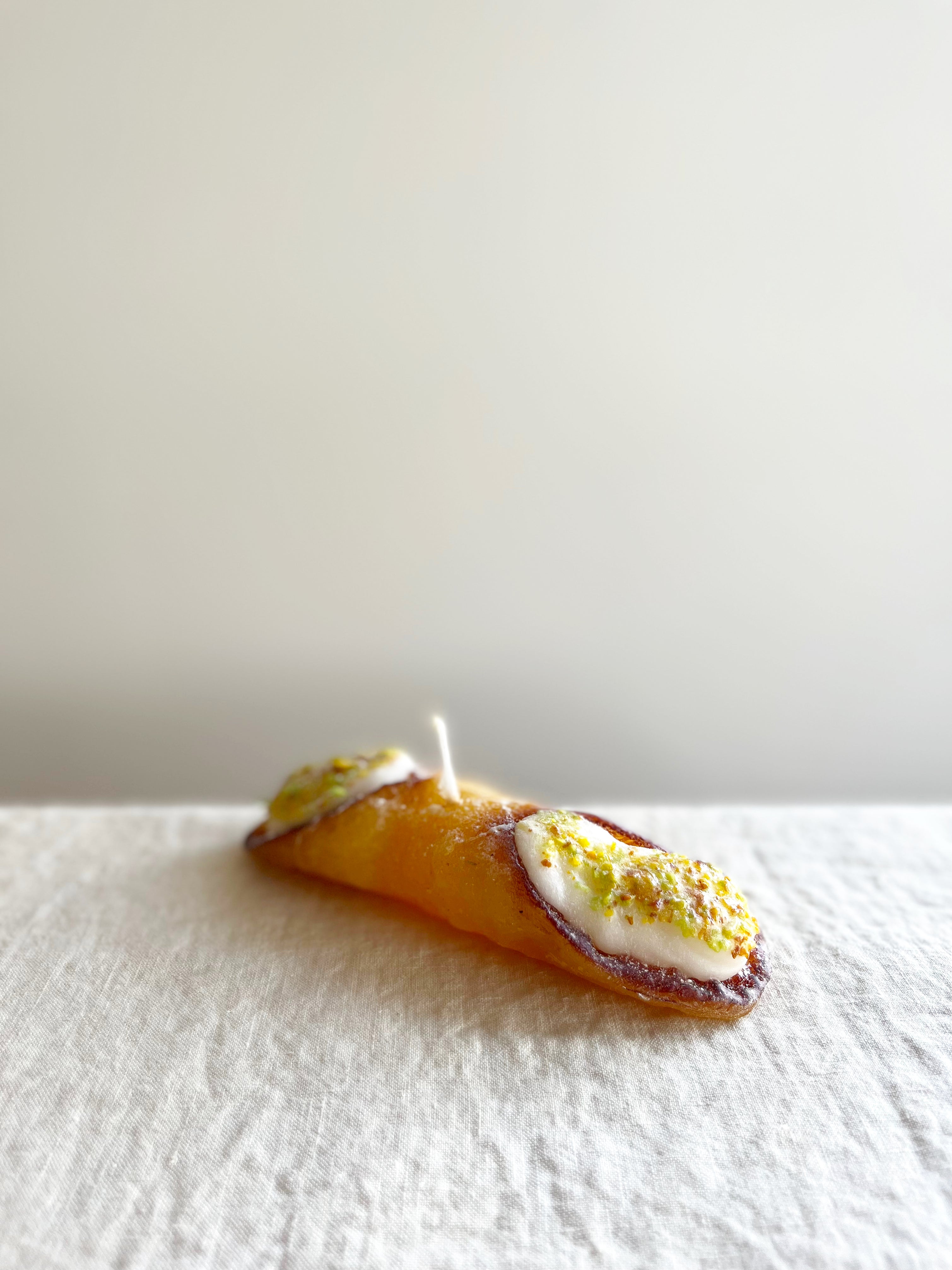 Cannoli Candle – theARKelements